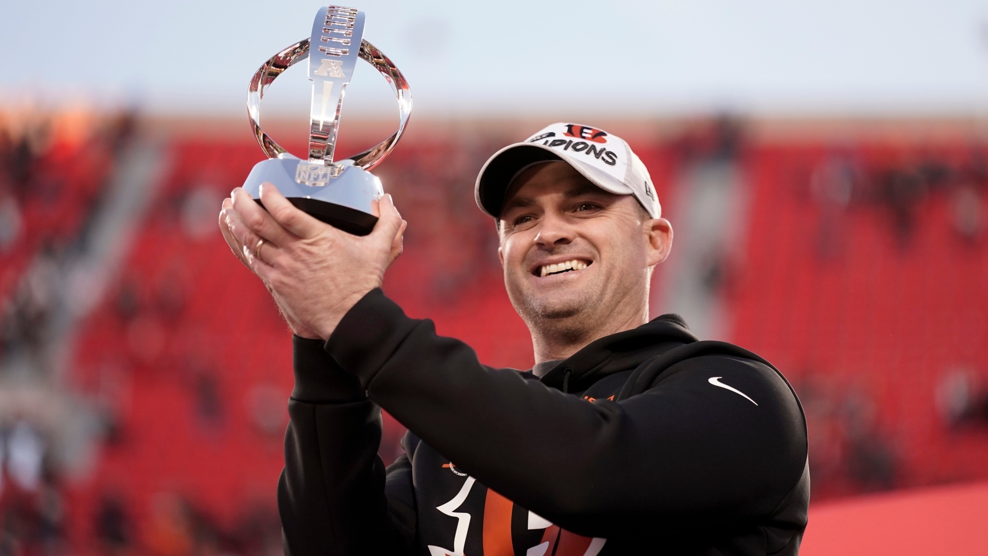 Good News: Cincinnati Head coach Zac Taylor celebrate Bengals
