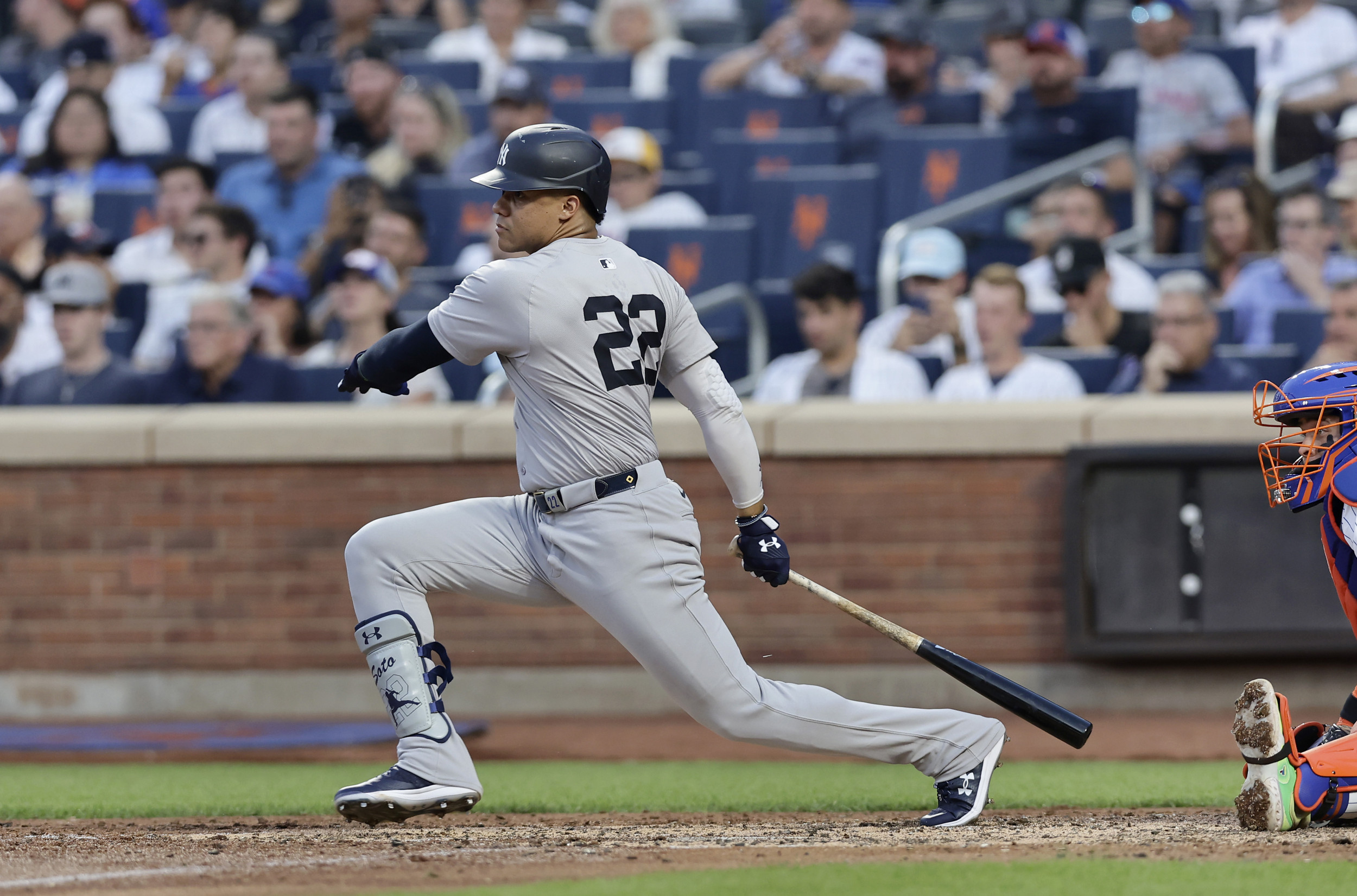 Shocking Team Outbids Mets, Yankees In $700M Juan Soto...